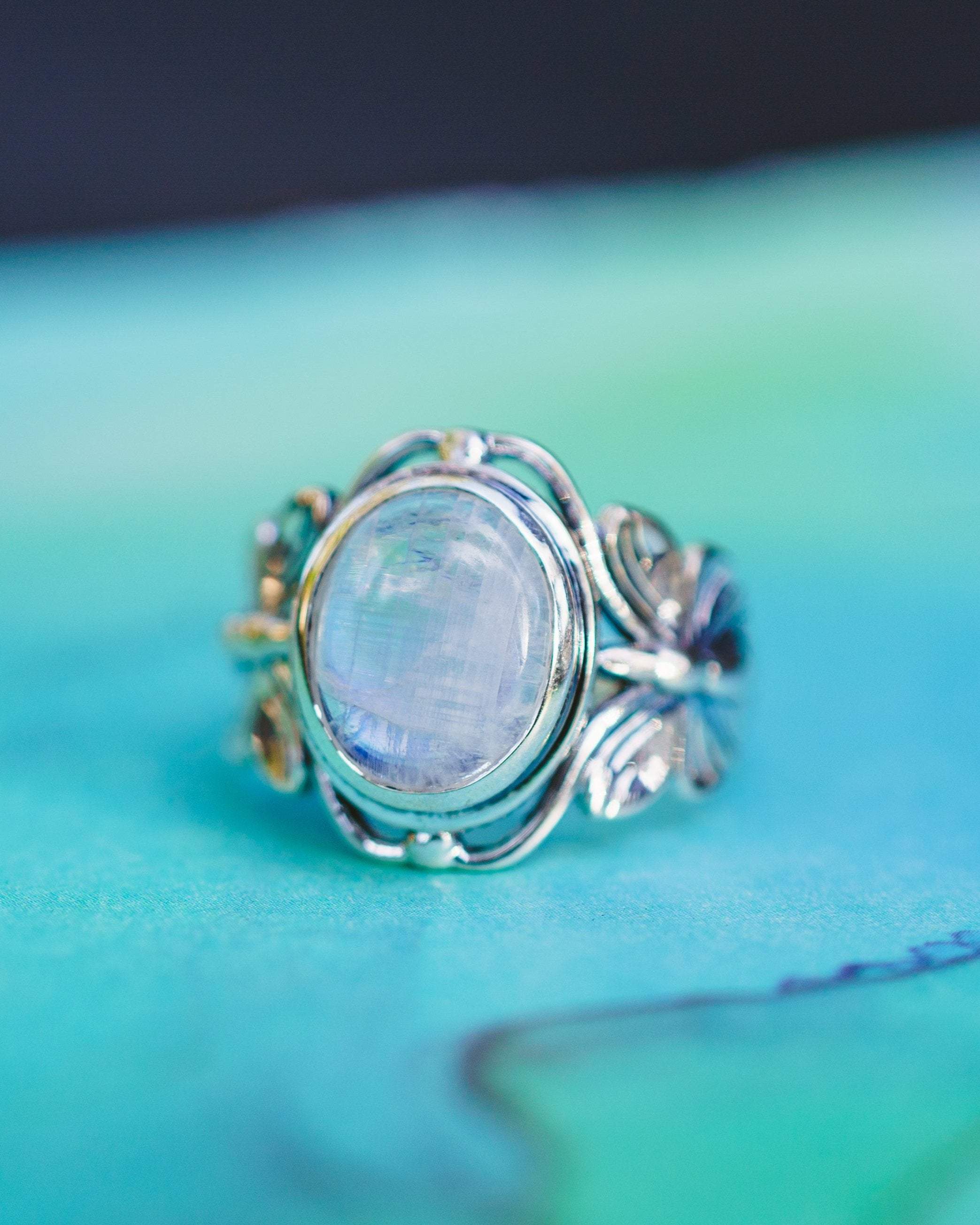 Gemstone Rings – Midnight Sun